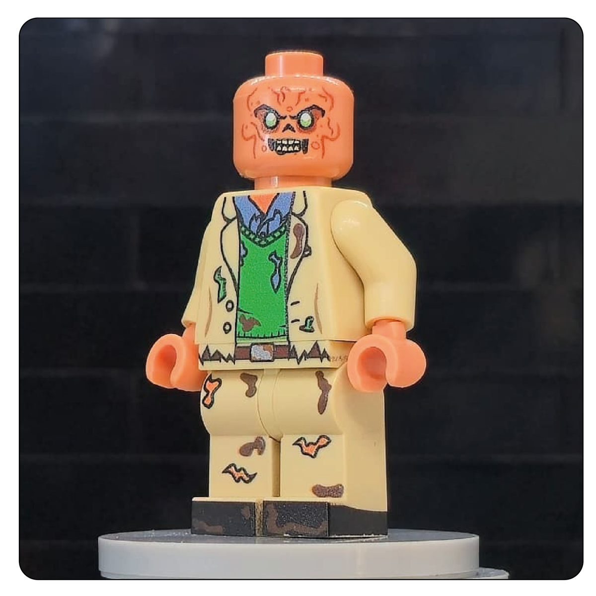 The Wasteland Collectible Figure - Standart Ghoul Tan – Hall of Bricks